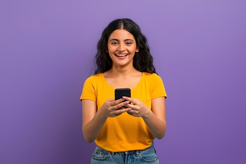 Buy iPhones on EMI - Personal Loan for iPhone | SMFG India Credit